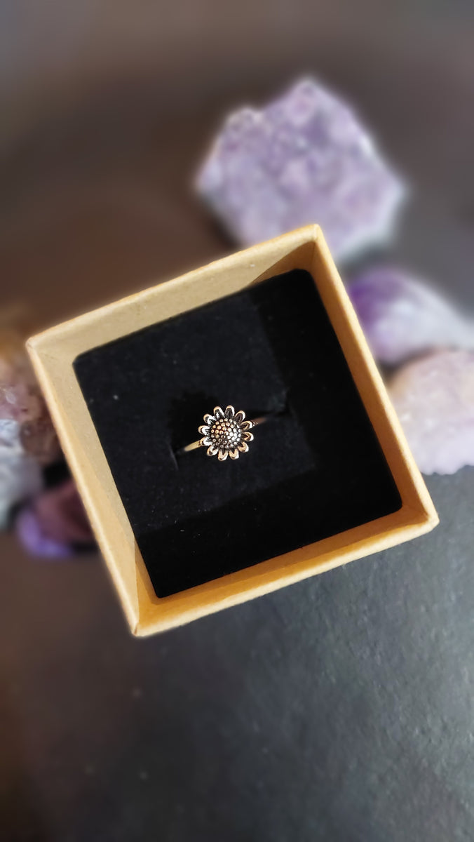 Sunflower ring – Piece of Peace Crystals